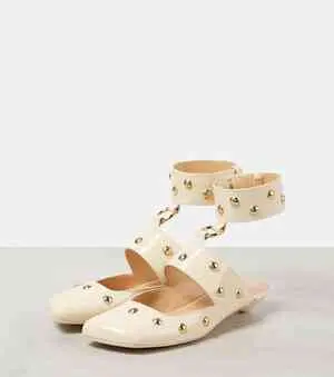 Chloé Jade Studded Leather Sandals - White