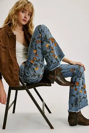 DRIFTWOOD Eva Slim Bootcut Jeans - Harvest Moon