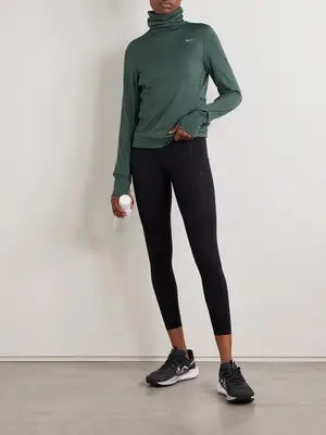 Nike Swift Element Ribbed Therma-fit Turtleneck Top