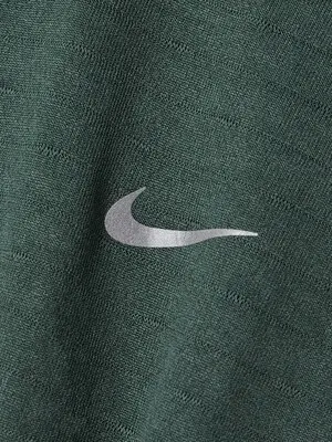 Nike Swift Element Ribbed Therma-fit Turtleneck Top