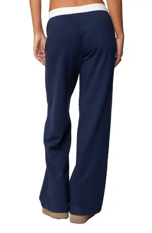 EDIKTED Brookie Graphic Sweatpants - Navy