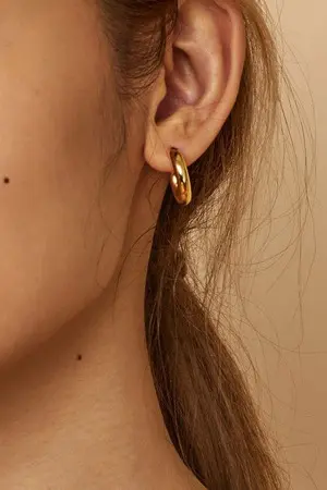 ORADINA 14k Gold Midi Hoop Earrings - Yellow Gold