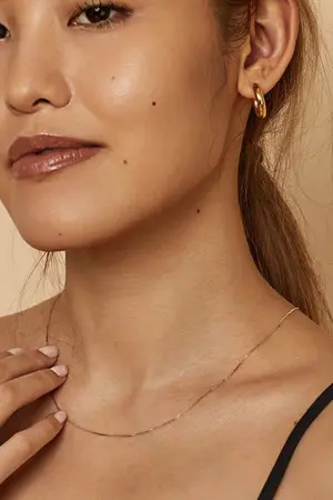 ORADINA 14k Gold Midi Hoop Earrings - Yellow Gold