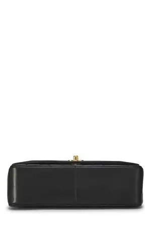 Chanel Quilted Lambskin Classic Flap Medium