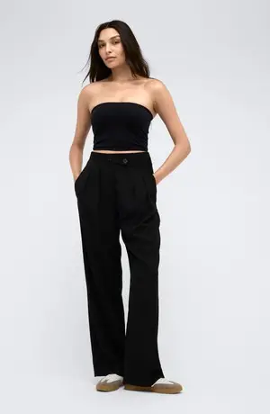 KENNETH COLE Seamless Crop Tube Top