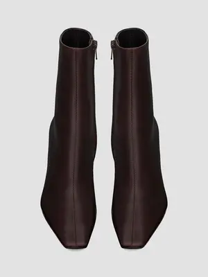 Saint Laurent Jill Booties In Smooth Leather - Marron Glace