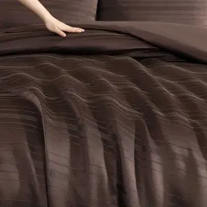 Vera Wang Illusion Lines 3 Piece Duvet Cover Set, King