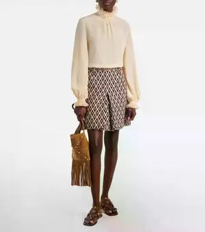 Valentino Garavani Plaster Caster Studded Suede Thong Sandals - Brown