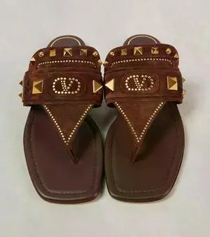 Valentino Garavani Plaster Caster Studded Suede Thong Sandals - Brown