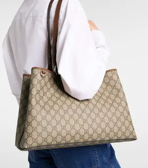 Gucci Gg Emblem Large Tote Bag - Beige