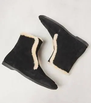 TOTEME Shearling-lined Leather Ankle Boots - Black