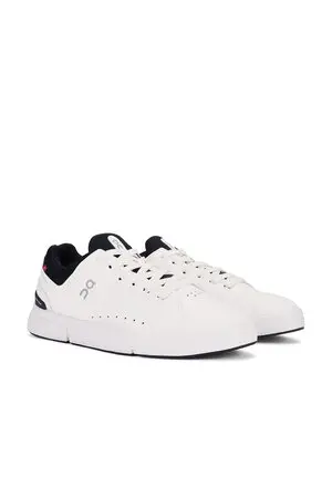 On The Roger Advantage Sneakers - White & Midnight