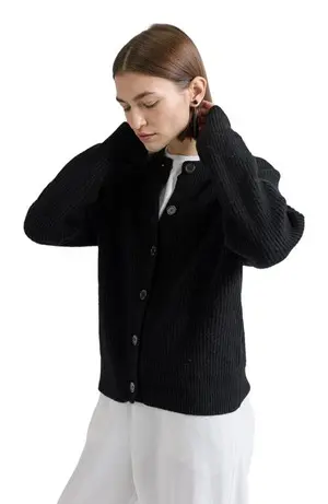 Almina Concept Button Up Wool Cropped Cardigan - Black