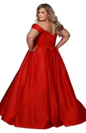 SYDNEY'S CLOSET Sweetheart Neckline Off-the-shoulder A-line Gown