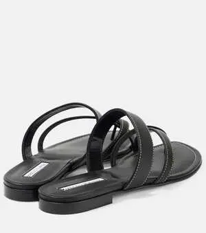 Manolo Blahnik Susacru Leather Thong Sandals - Black