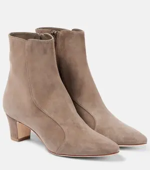 Manolo Blahnik Myconia 50 Suede Booties - Beige