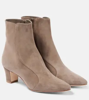 Manolo Blahnik Myconia 50 Suede Booties - Beige