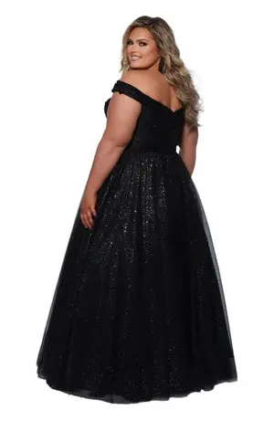 SYDNEY'S CLOSET Off-the-shoulder V-neckline Ballgown - Onyx