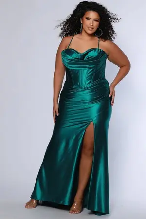 SYDNEY'S CLOSET Pleated Draped Sweetheart Neckline Slim Fitted Gown - Hunter