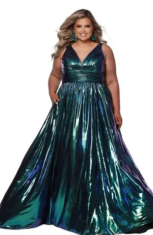 SYDNEY'S CLOSET Bra-friendly A-line Gown