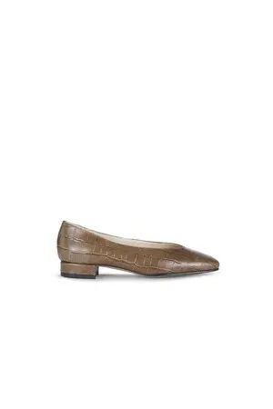 MENINA STEP Leeds Croc-Print Pumps