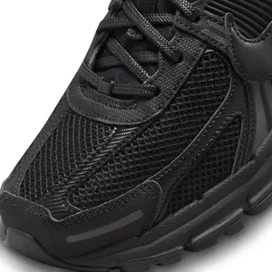 Nike Zoom Vomero Sneakers - Black