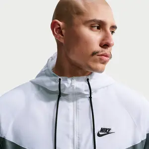 Nike Sportswear Windrunner Hooded Jacket - Grey