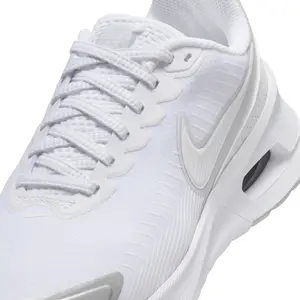 Nike Air Max Nuaxis Sneakers