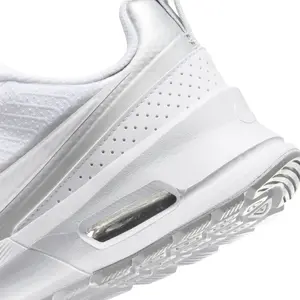 Nike Air Max Nuaxis Sneakers