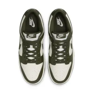 Nike Dunk Low Retro Sneakers