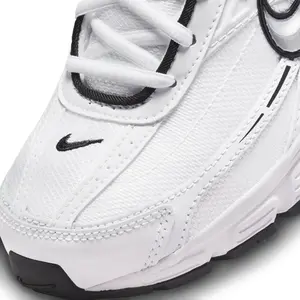 Nike Initiator Shoes