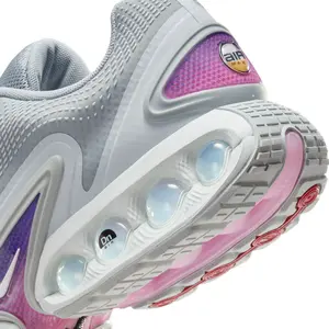 Nike Max Dn Sneakers