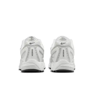 Nike Air Pegasus 2005 Sneakers - White