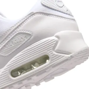 Nike Air Max 90 Sneakers
