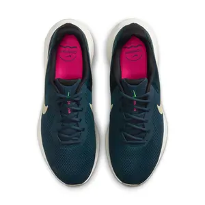 Nike Revolution Road Running Shoes