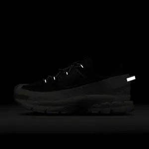 Nike Zoom Vomero Roam Winterized Shoes - Black