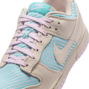 Nike Dunk Low Sneakers