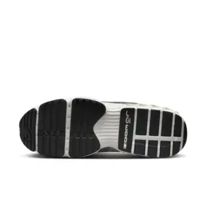 Nike Zoom Fire Sneakers - White