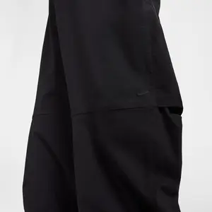 Nike Tech Woven Oversized Pants - Black