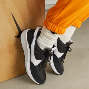 Nike Waffle Debut Sneakers - Black