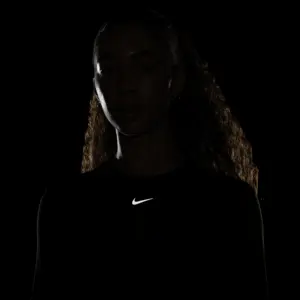 Nike Dri-fit Swift Element Uv Crew-neck Running Top - Black