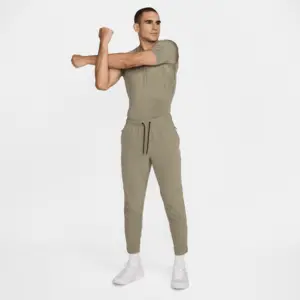 Nike Unlimited Dri-fit Zippered Cuff Versatile Pants - Green