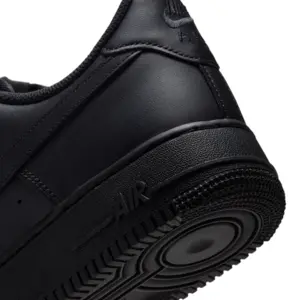 Nike Force 1 '07 Sneakers - Black
