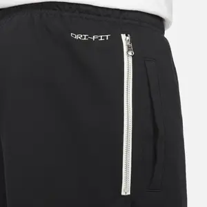 Nike Standard Issue Dri-fit 8" Basketball Shorts