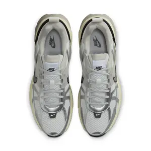 Nike V2k Run Athletic Sneakers