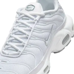 Nike Air Max Plus Sneakers - White