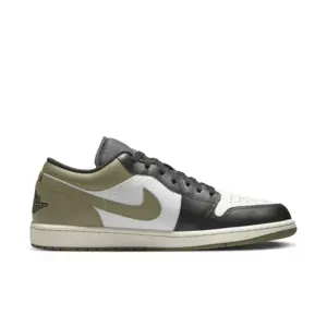 JORDAN 1 Low Sneakers