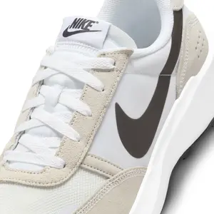 Nike Waffle Nav Sneakers