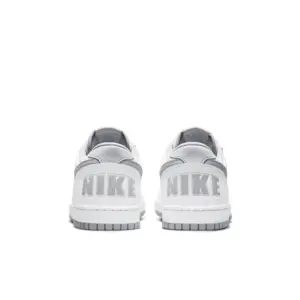 Nike Low Top Sneakers - White
