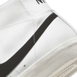 Nike Blazer Mid '77 Vintage Sneakers